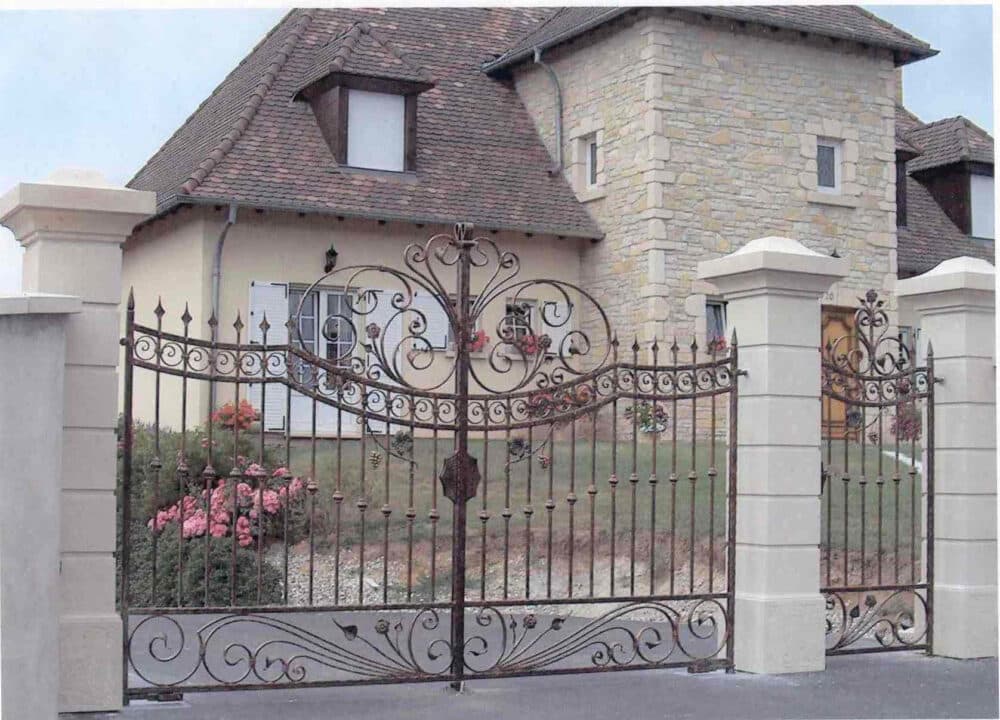 Steel Driveway & Pedestrian Gates – D.J.A. Imports, Ltd.